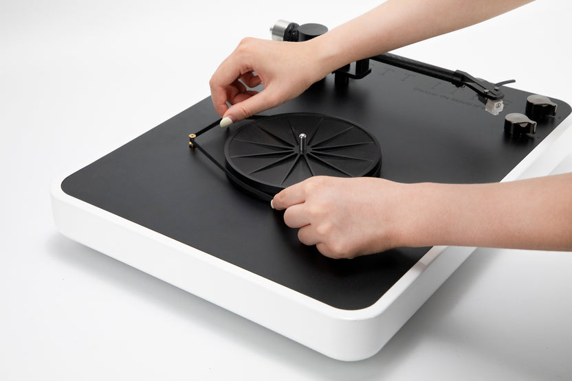 T-LP8_Lunar White – TRETTITRE